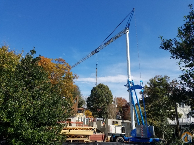 Montalift M21-4WDS: Self-Propelled 4WD/4WS, Self-Erecting Tower Crane ...