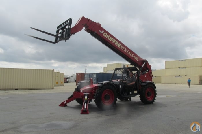 Sold GENIE GTH-1056 TELEHANDLER AT GIUFFRE BROS Crane in Milwaukee ...
