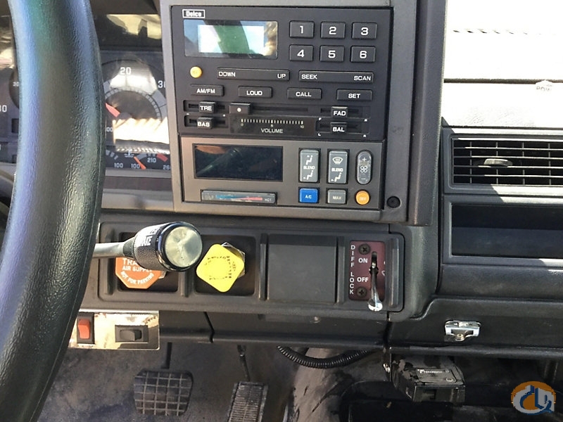 Sold Altec D2050-TB Crane in Charlotte Michigan | Crane Network