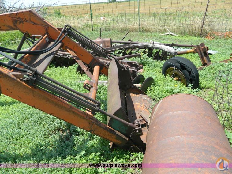 New Idea 501 loader Other NEW IDEA 501 Purple Wave, Inc. on ...