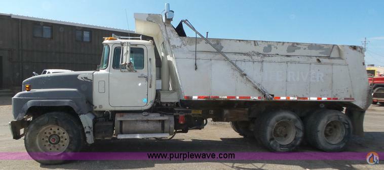 1992 Mack RD690S dump truck Dump Trucks / Trailers MACK RD690S Purple ...