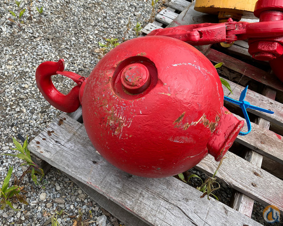 Johnson 200 lb Headache Ball Overhaul Hook Balls Crane Part for Sale in ...