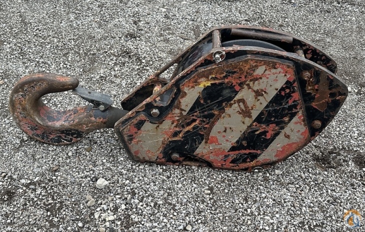 Faun 20 ton, 400 lb. quick reeving hook block Hook Block Crane Part for ...