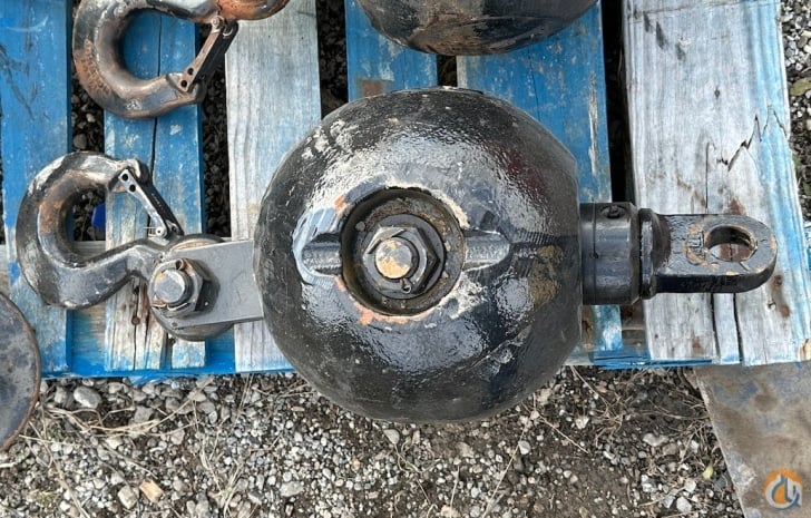 Johnson 7 ton, top swivel Johnson headache ball Overhaul Hook Balls ...